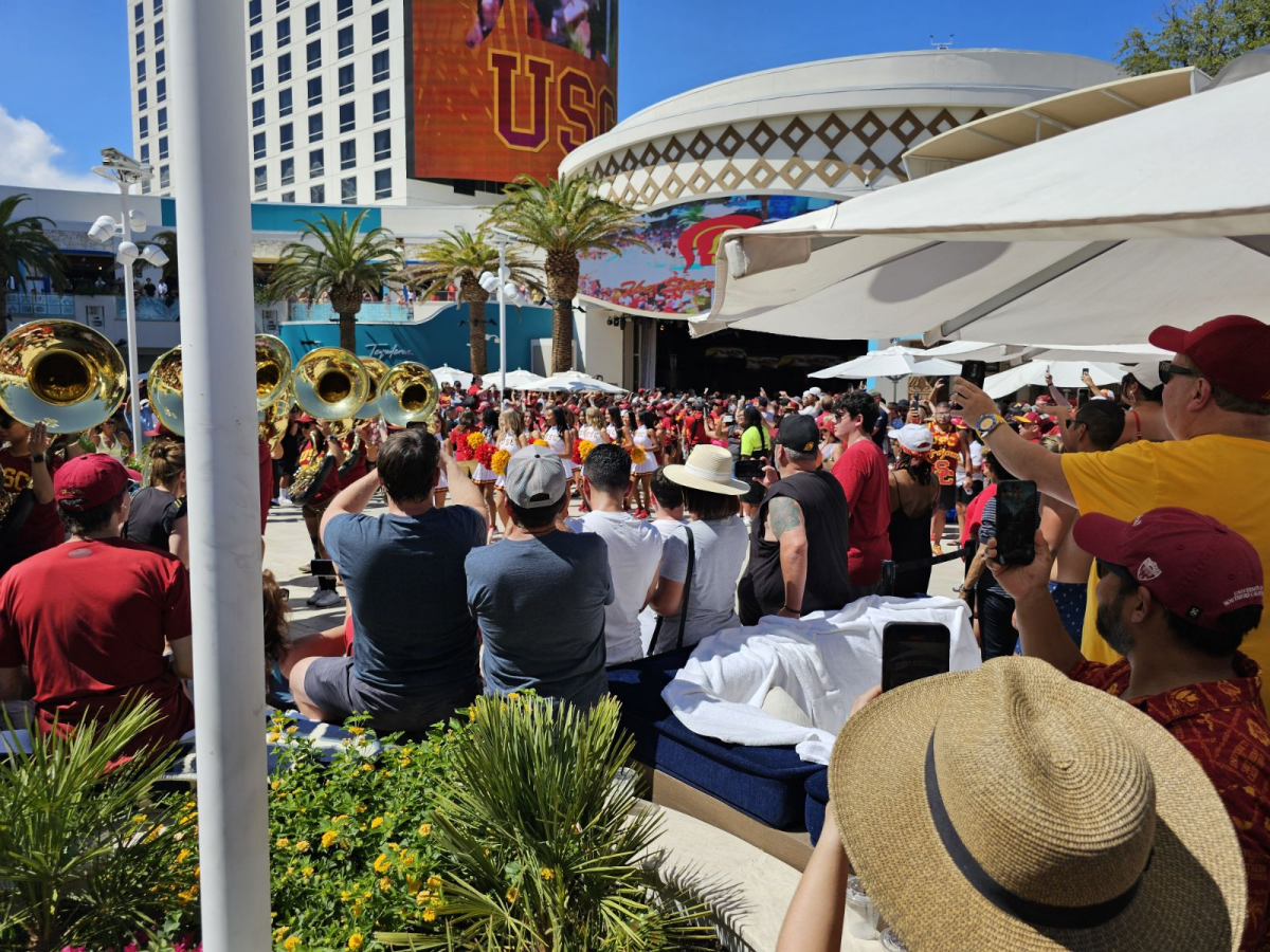 Pick The USC-Texas A&M Score – InsideUSC with Scott Wolf