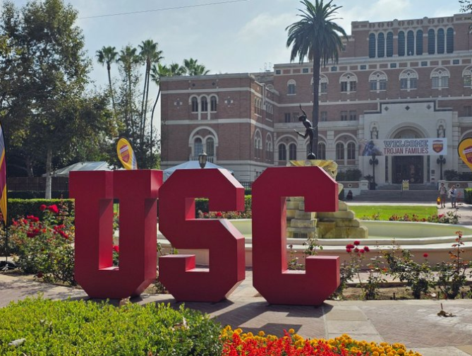 USC Morning Buzz: This Was Supposed To Be Week With Joy – InsideUSC ...