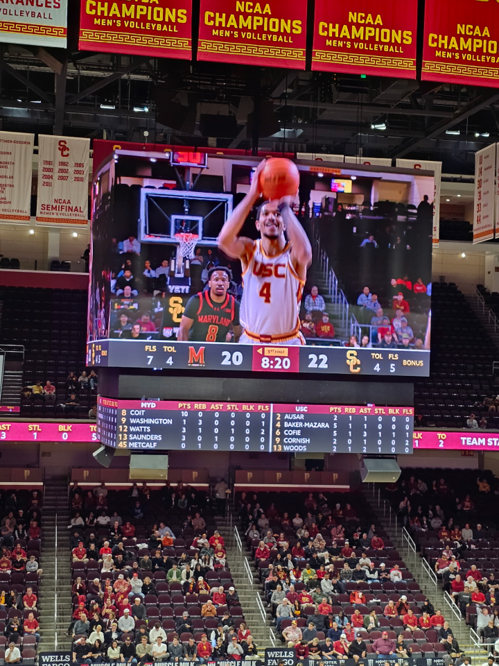 Scenes From The Galen Center – InsideUSC with Scott Wolf
